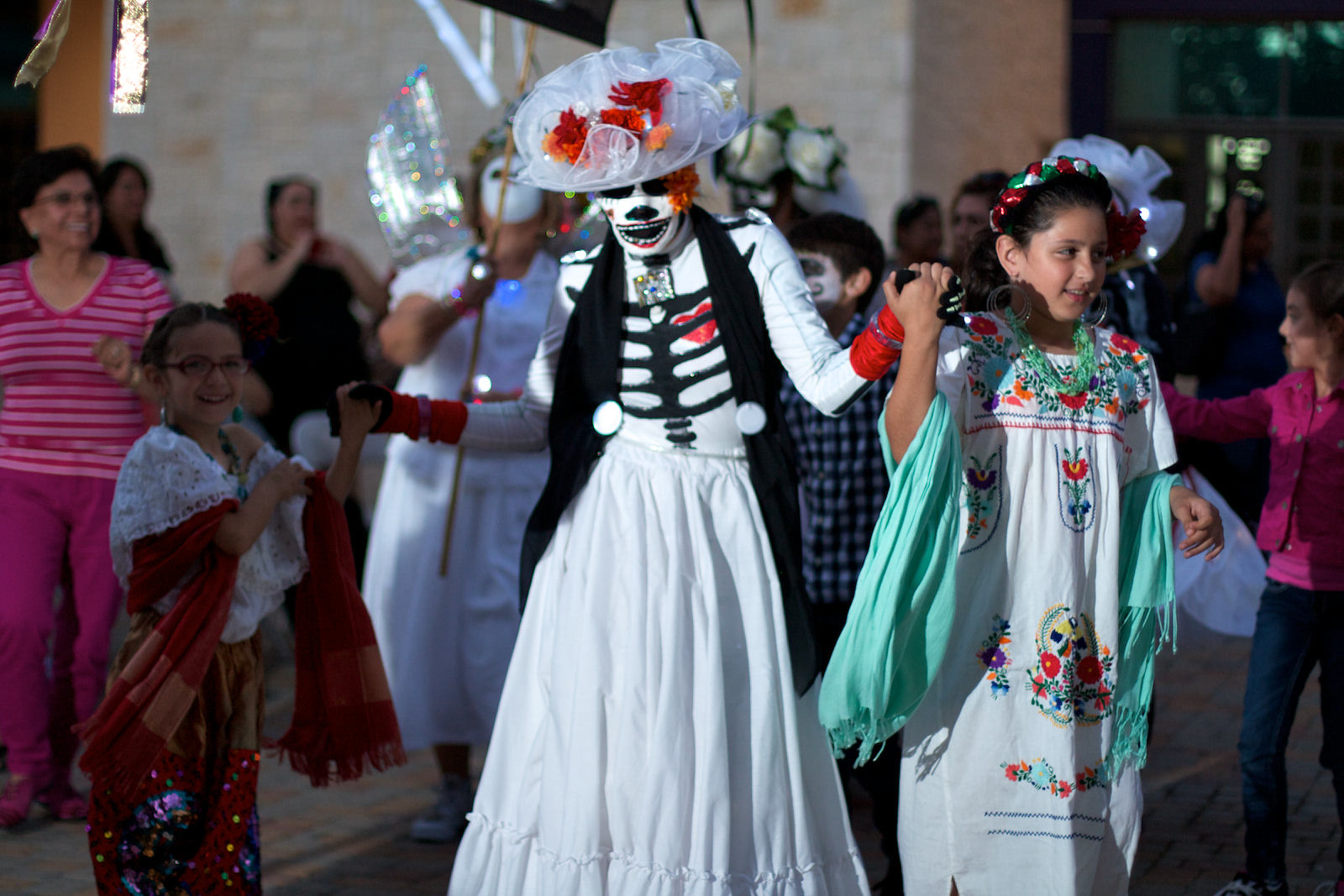 URBAN-15 brings Carnaval de los Muertos to life