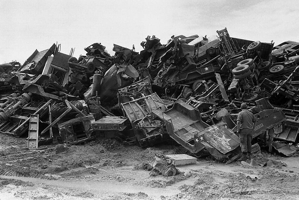 'Vietnam: The Real War: A Photographic History'