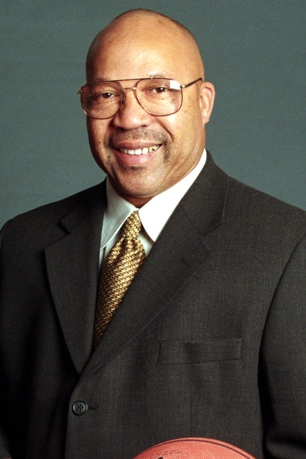 Ex-Harding High basketball coach faces jury