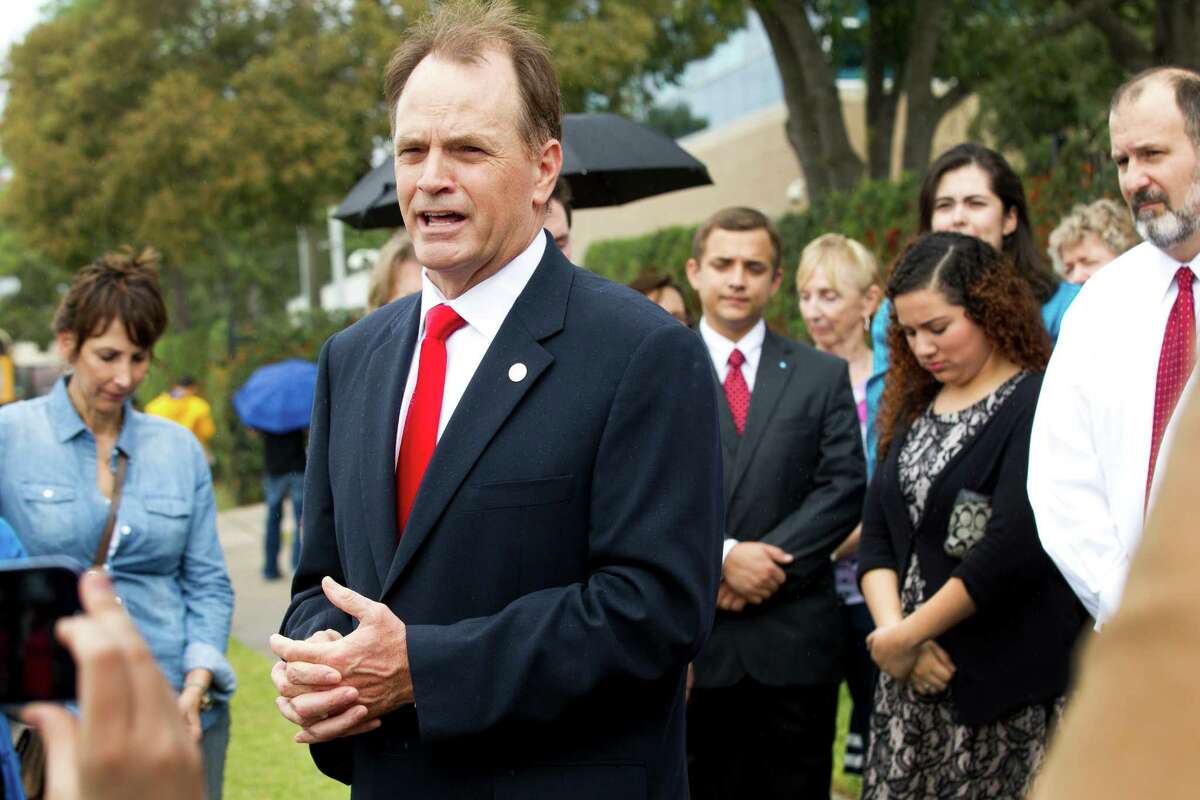 Texas abortion ruling draws protest at Houston Planned Parenthood