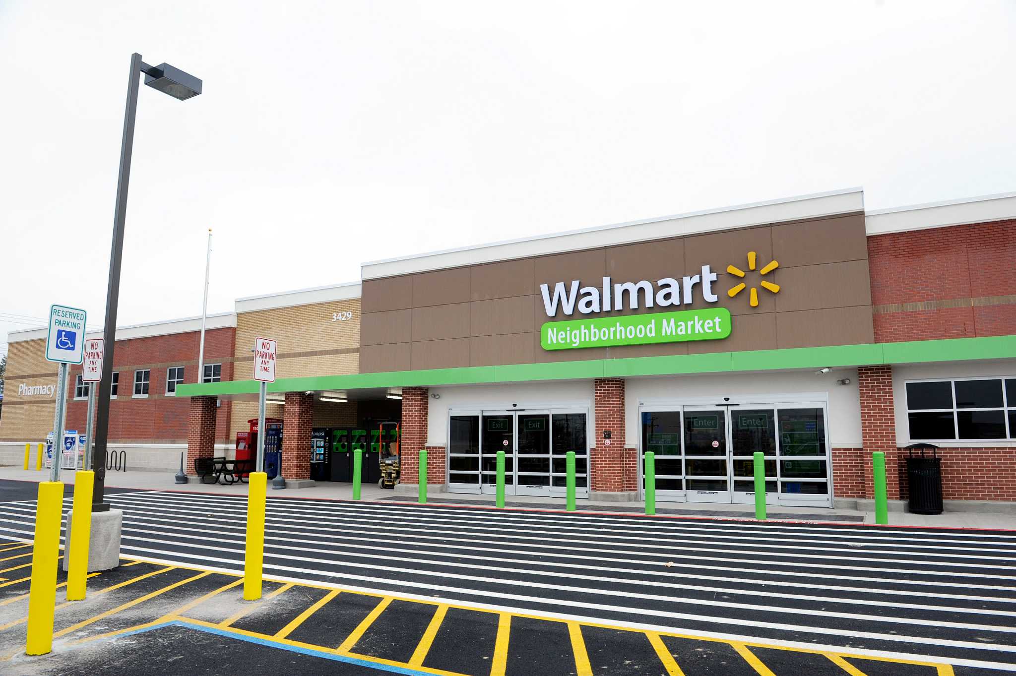 Niskayuna Walmart market store to close