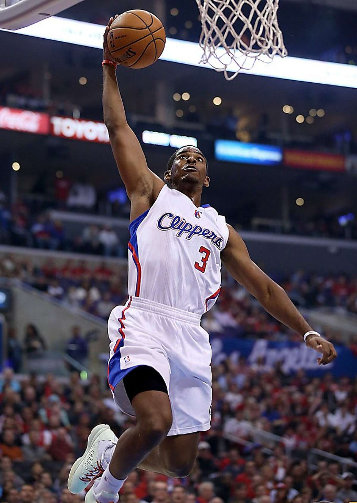 Clippers outscore Warriors as Paul hits 42