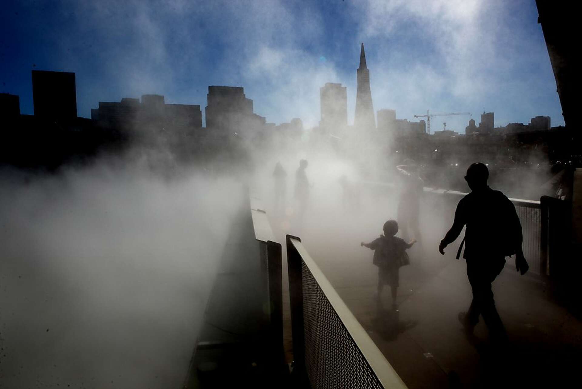 Mist opportunities with Exploratorium's Fogbridge