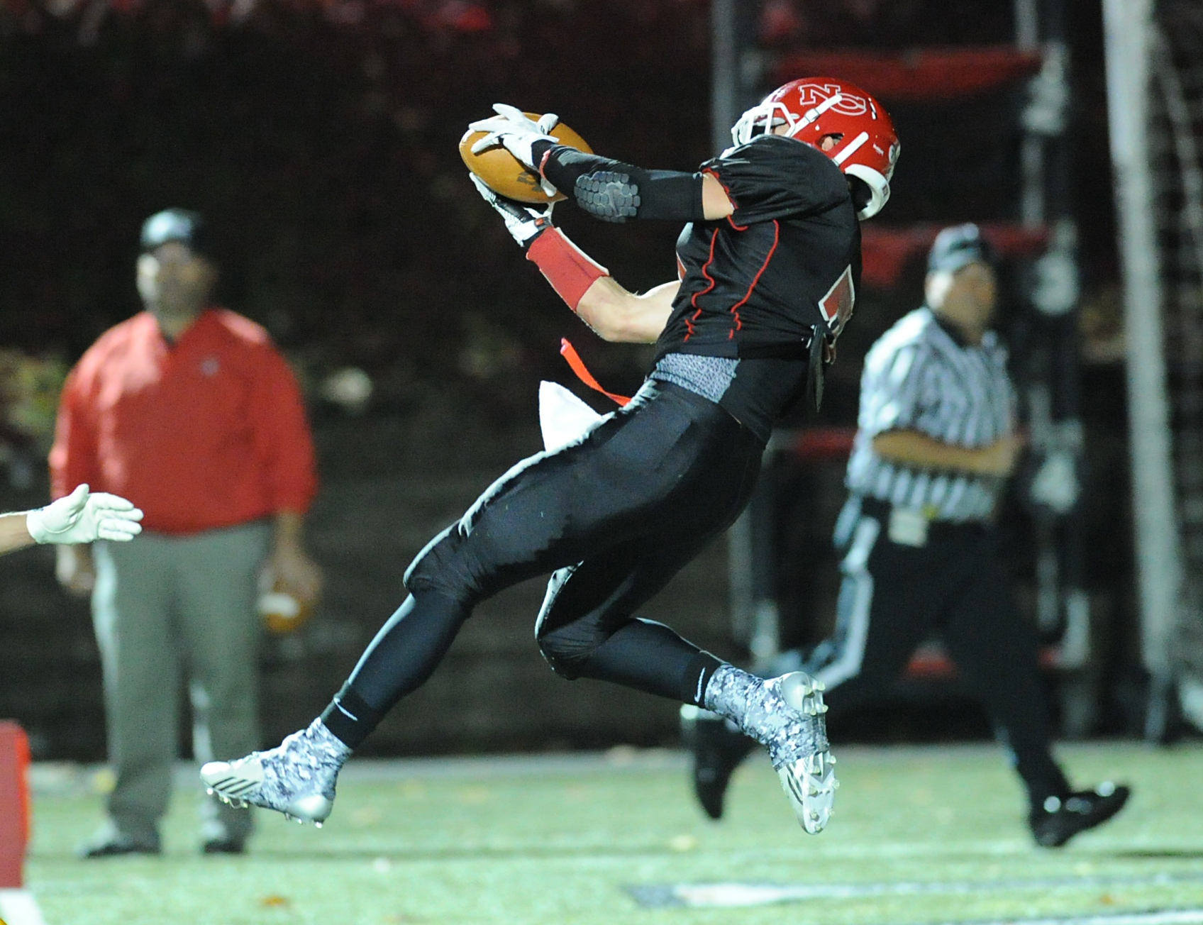 Our favorite HS football photos from Week 8