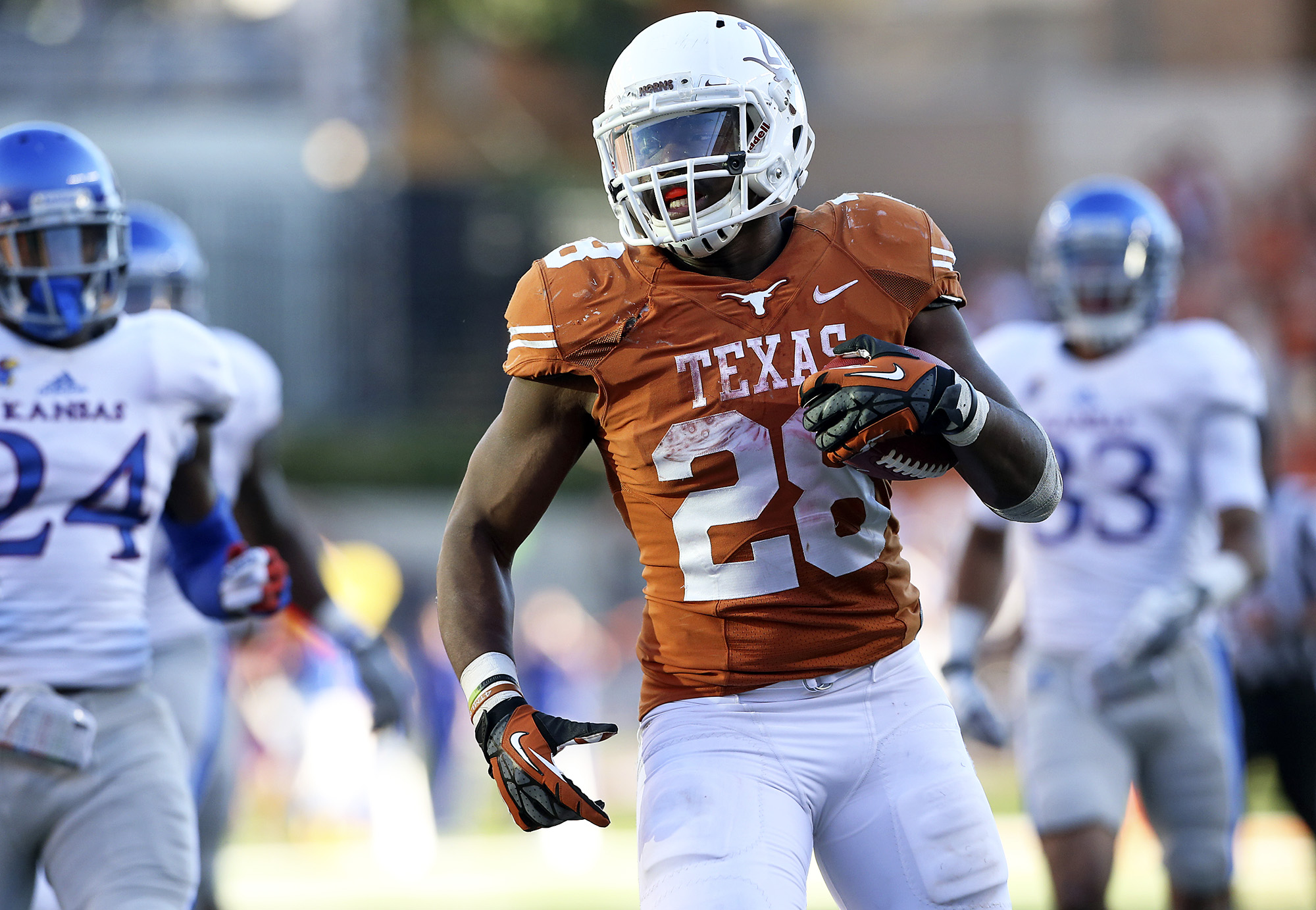 UT shows swagger with victory over Kansas