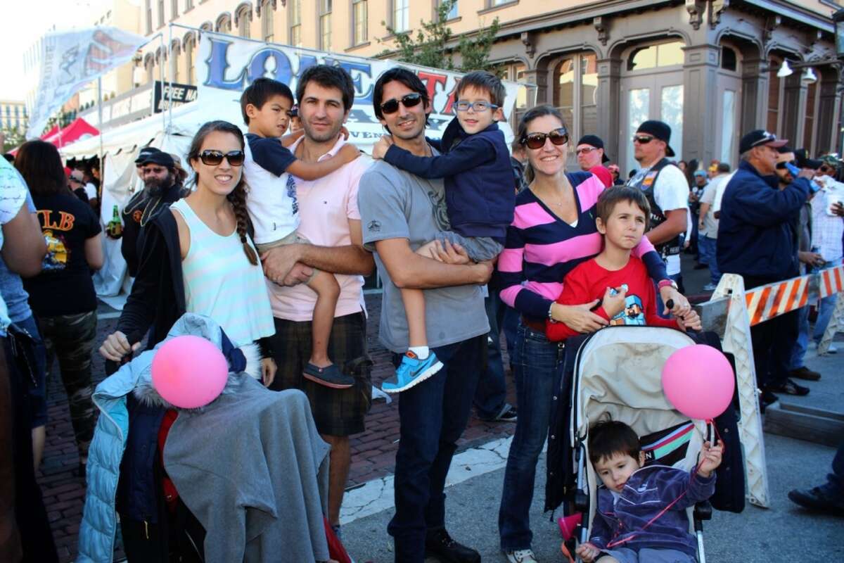 Journey lead singer to headline at Lone Star Rally