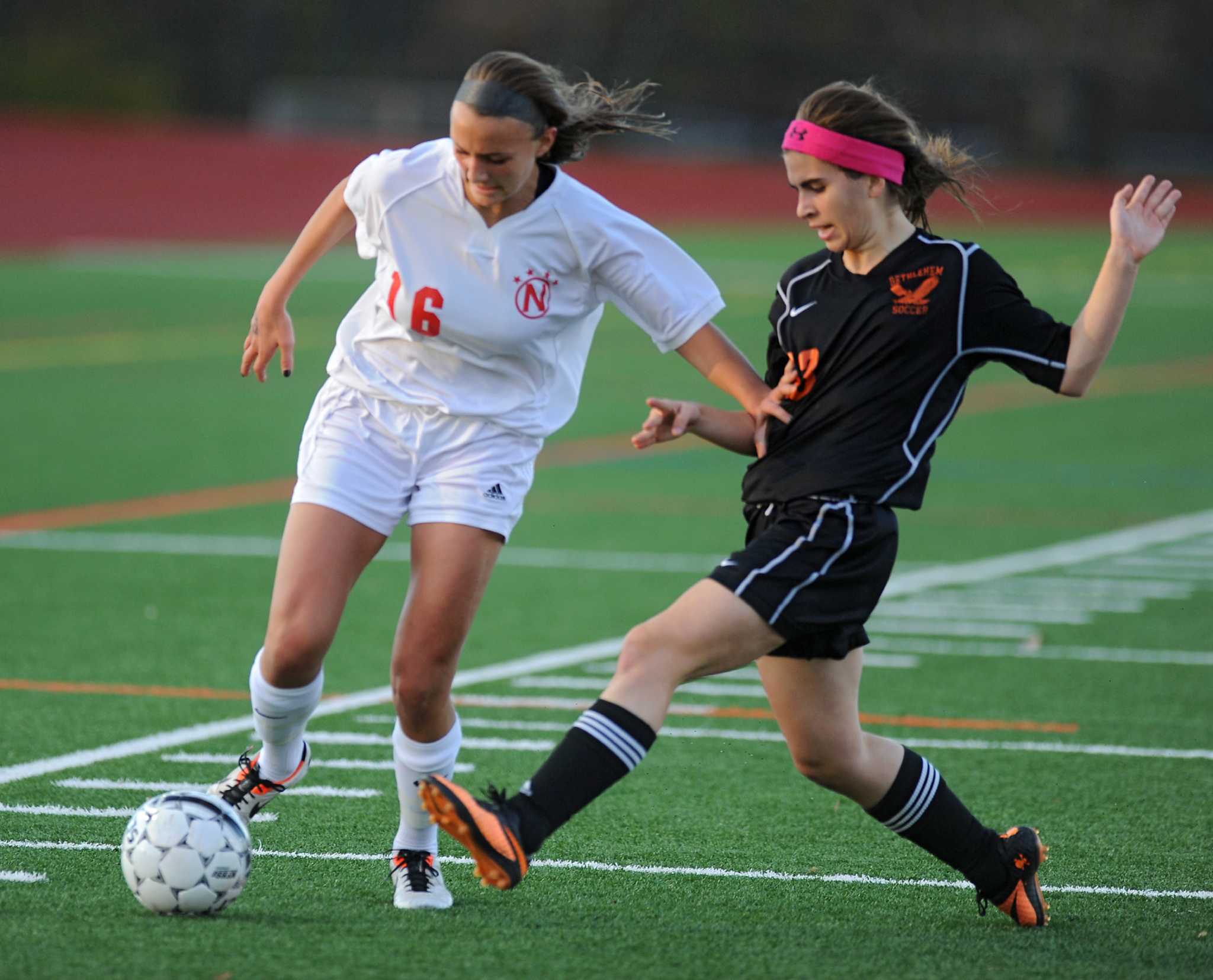 Contompasis aims to cap first season with crown