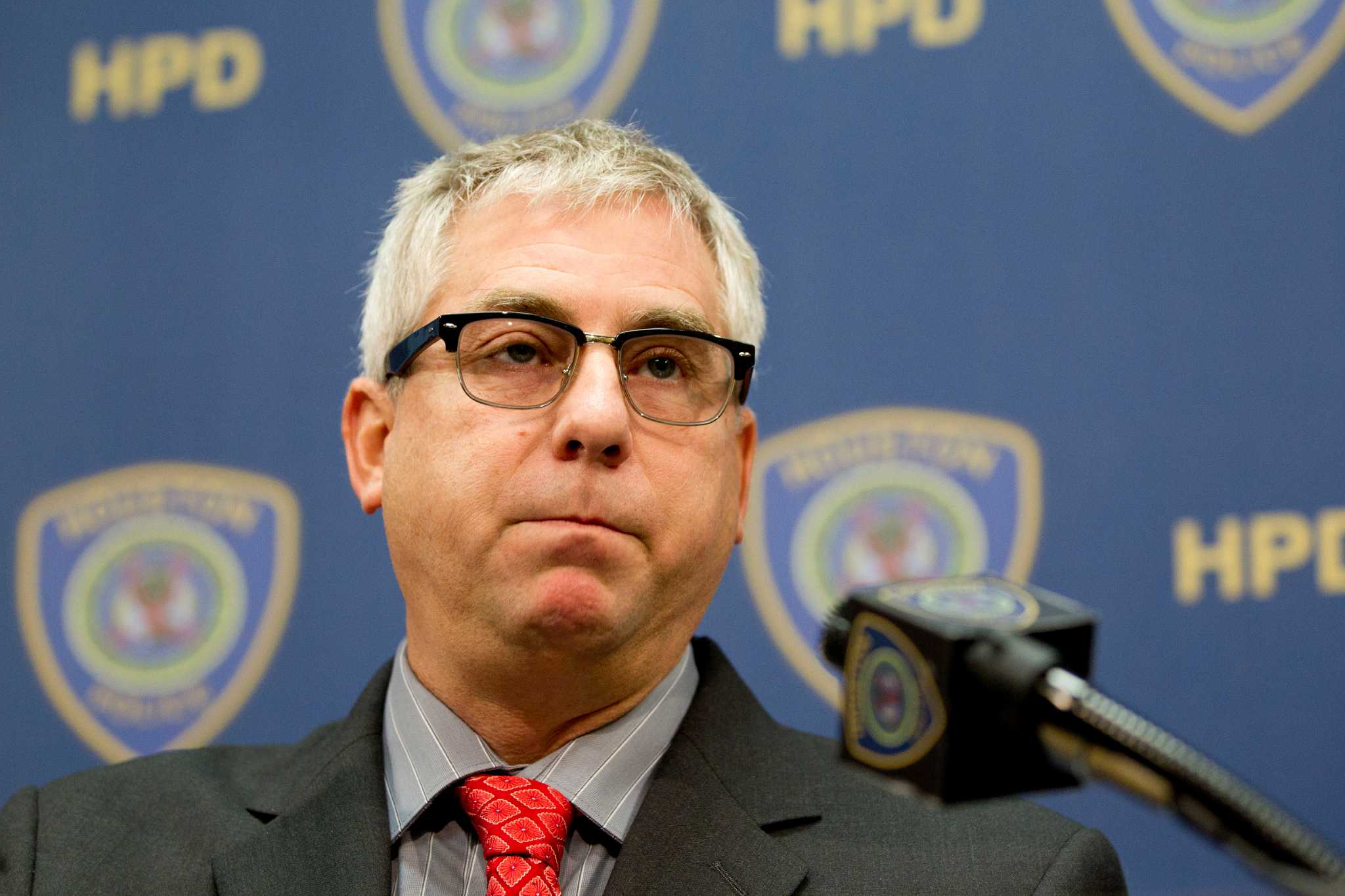 Houston police: Email, phone scam may cost you $1,000