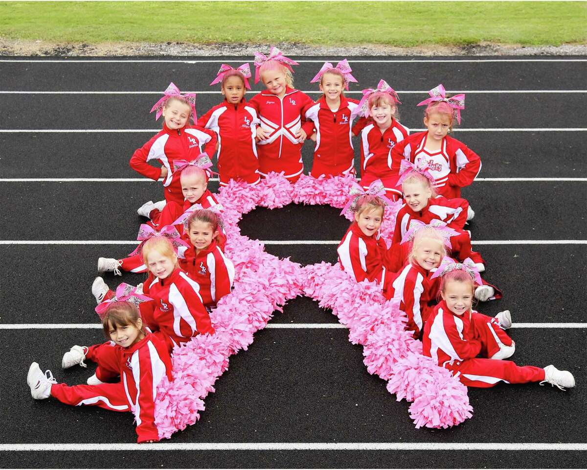 Lumberton pee-wee cheerleaders