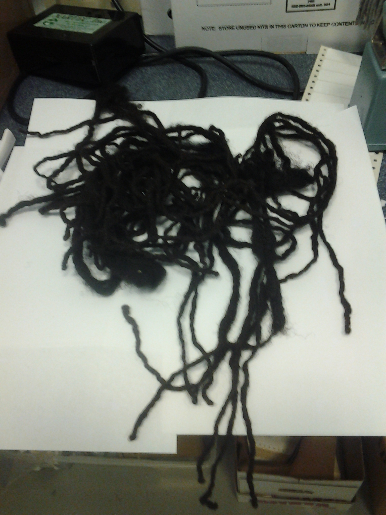 Police: Suspect used wig to hide identity