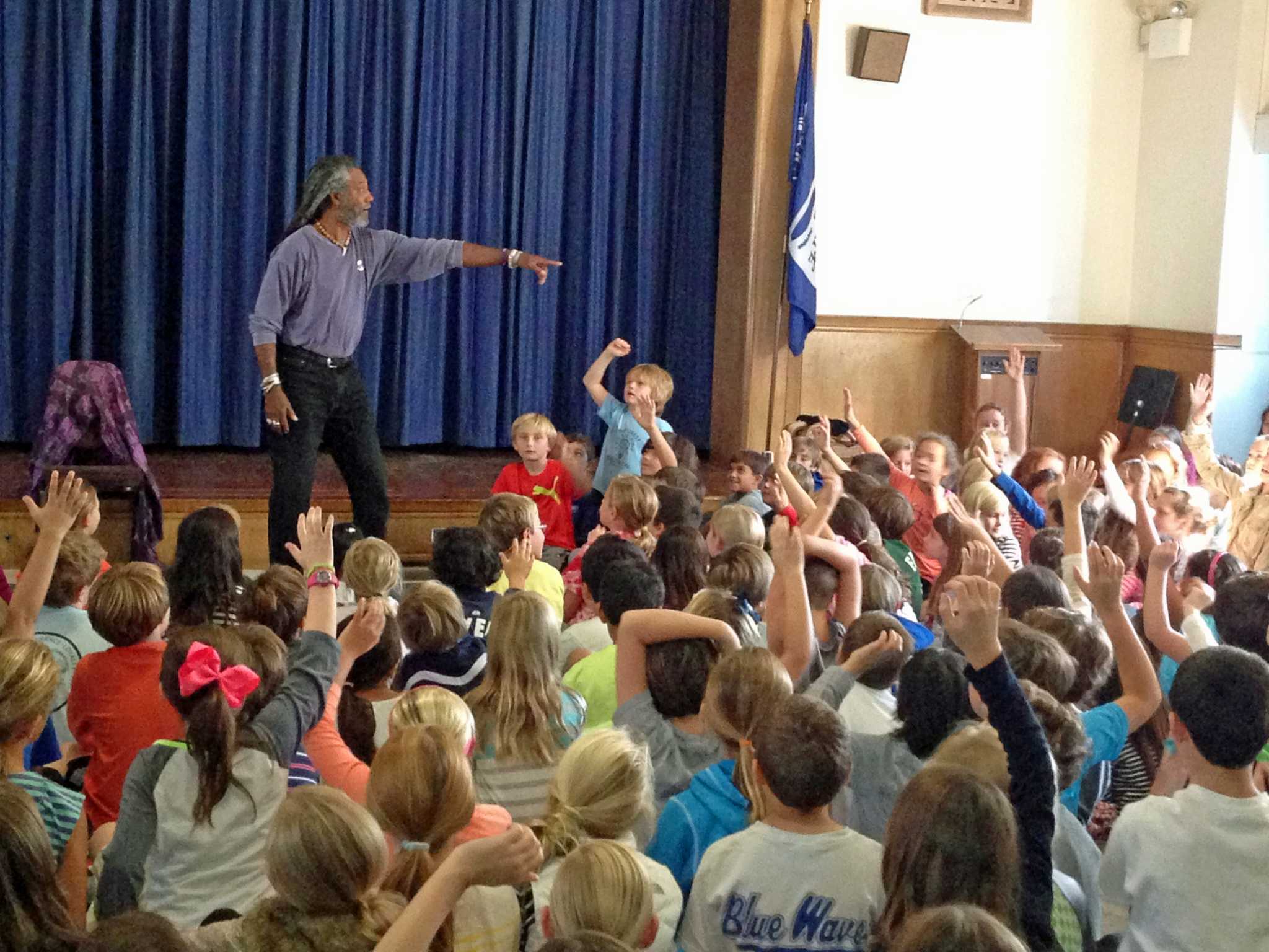 Storyteller captivates young audience