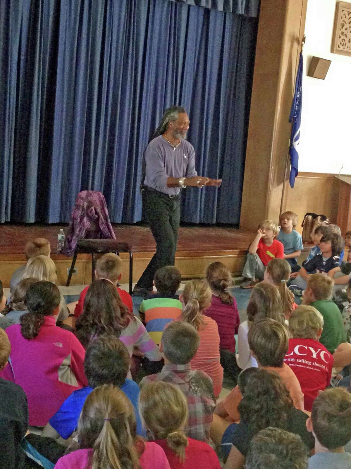 Storyteller captivates young audience