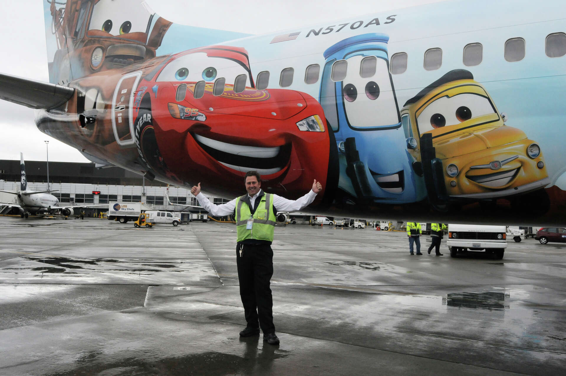 Alaska Airlines launches fifth Disney-themed jet