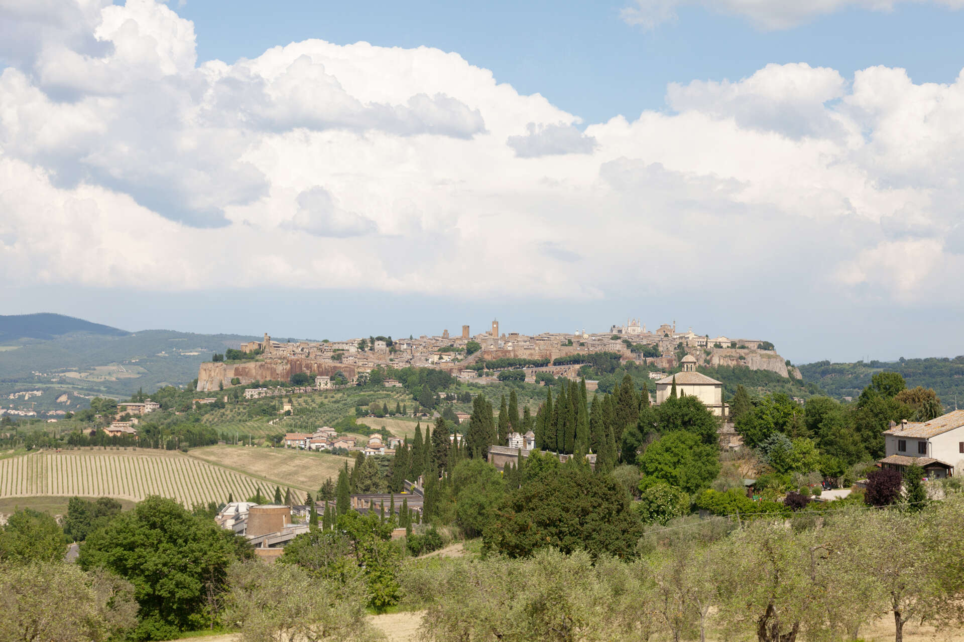 Orvieto — What an Italian Hill Town Should Be