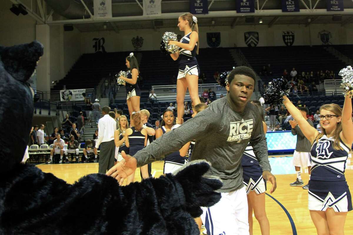 Rice basketball starts season with a victory against St. Thomas