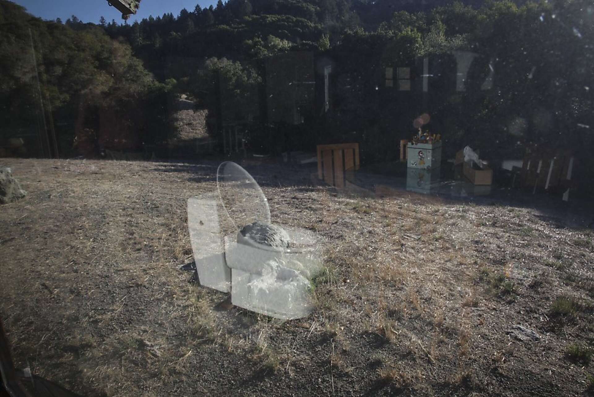 Device makes turning human waste into compost safer