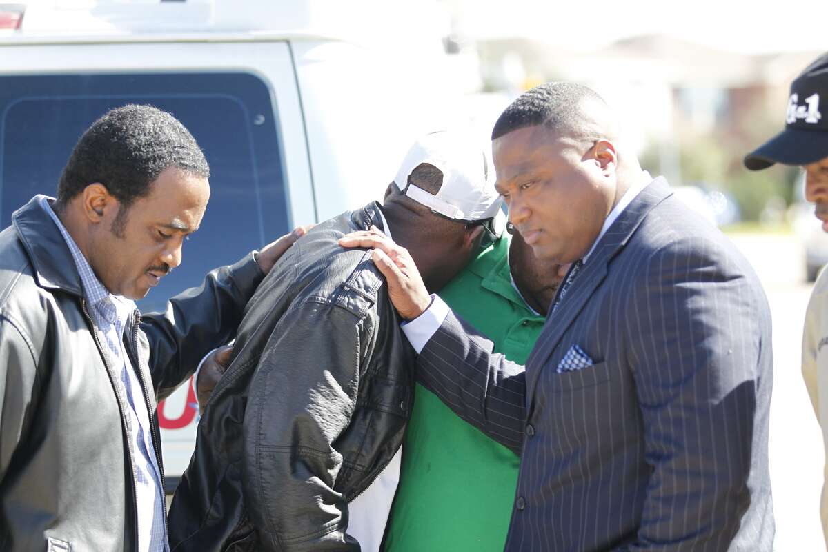 Quanell X blasts investigators of Cypress shooting, promises protection ...