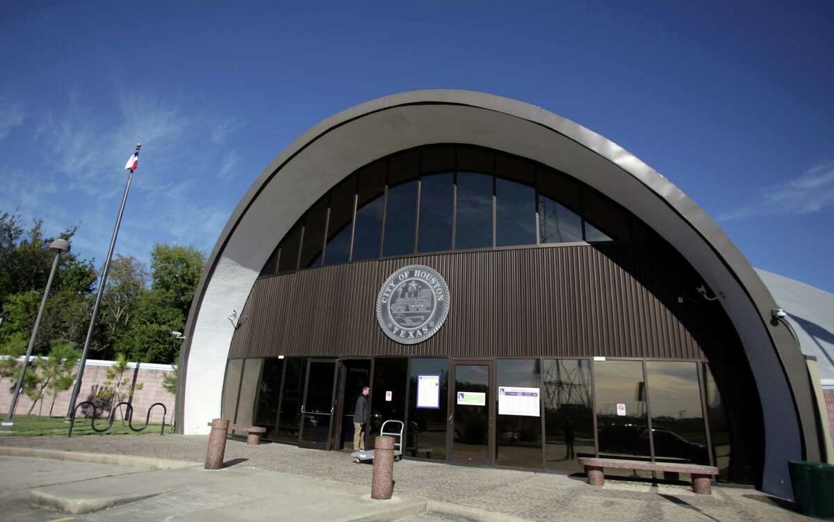 City hoping expansion puts bite in BARC death rate