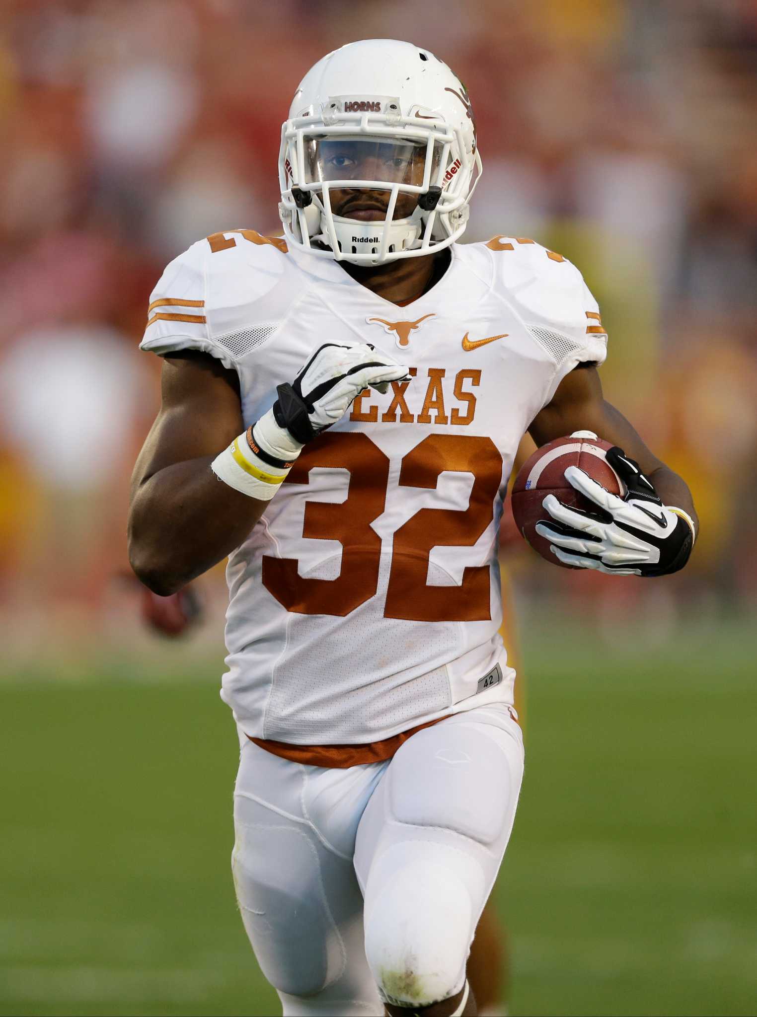 UT running back Gray undergoes surgery