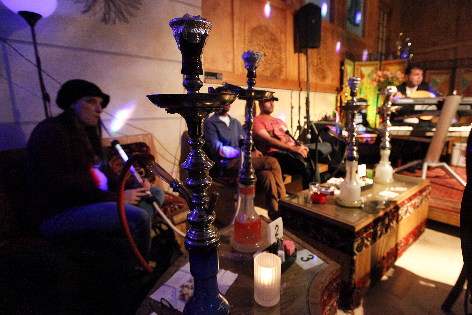 Nearly 1 in 5 teens smoke hookah, study says