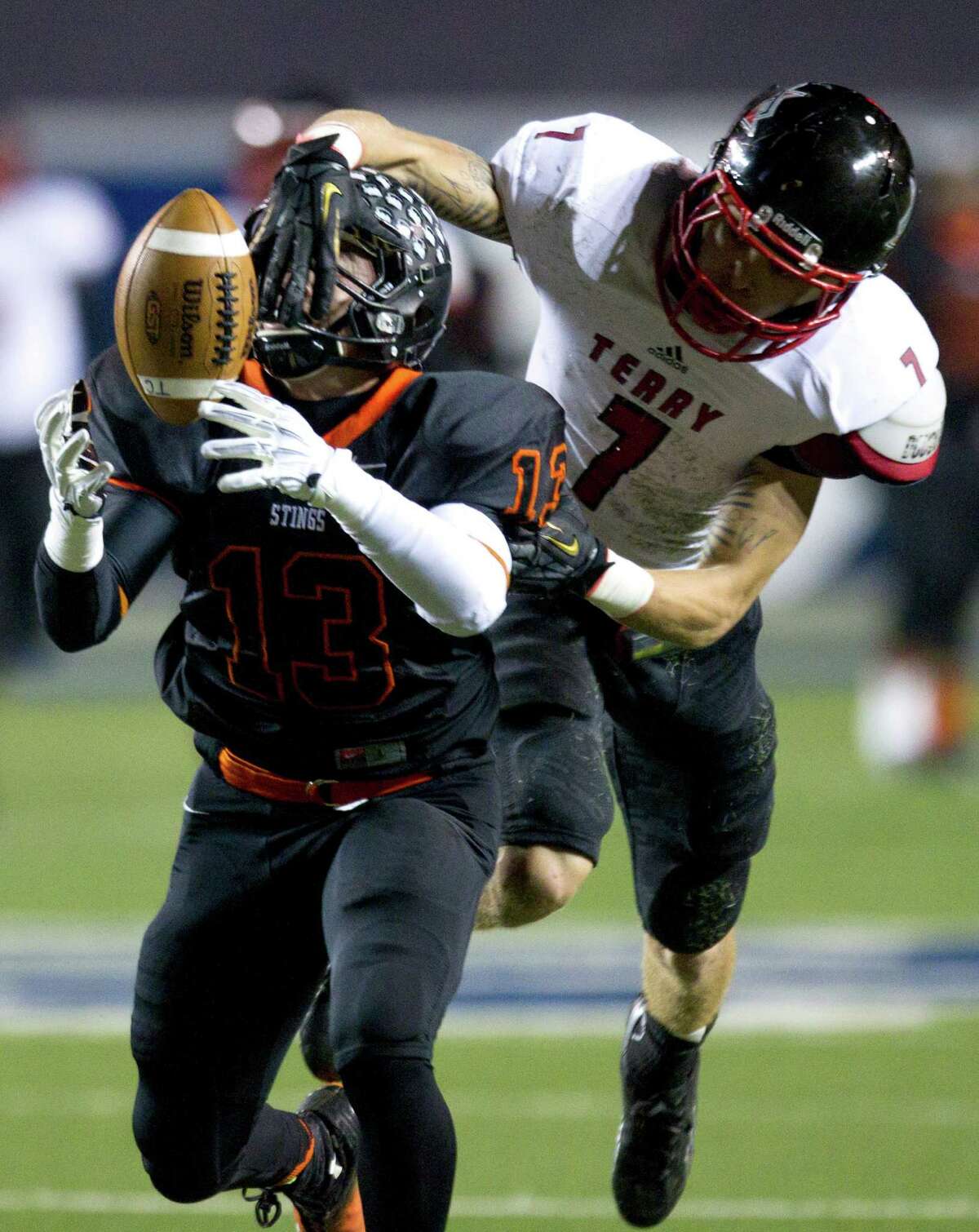 Foreman's 4 TDs carry Texas City past Terry