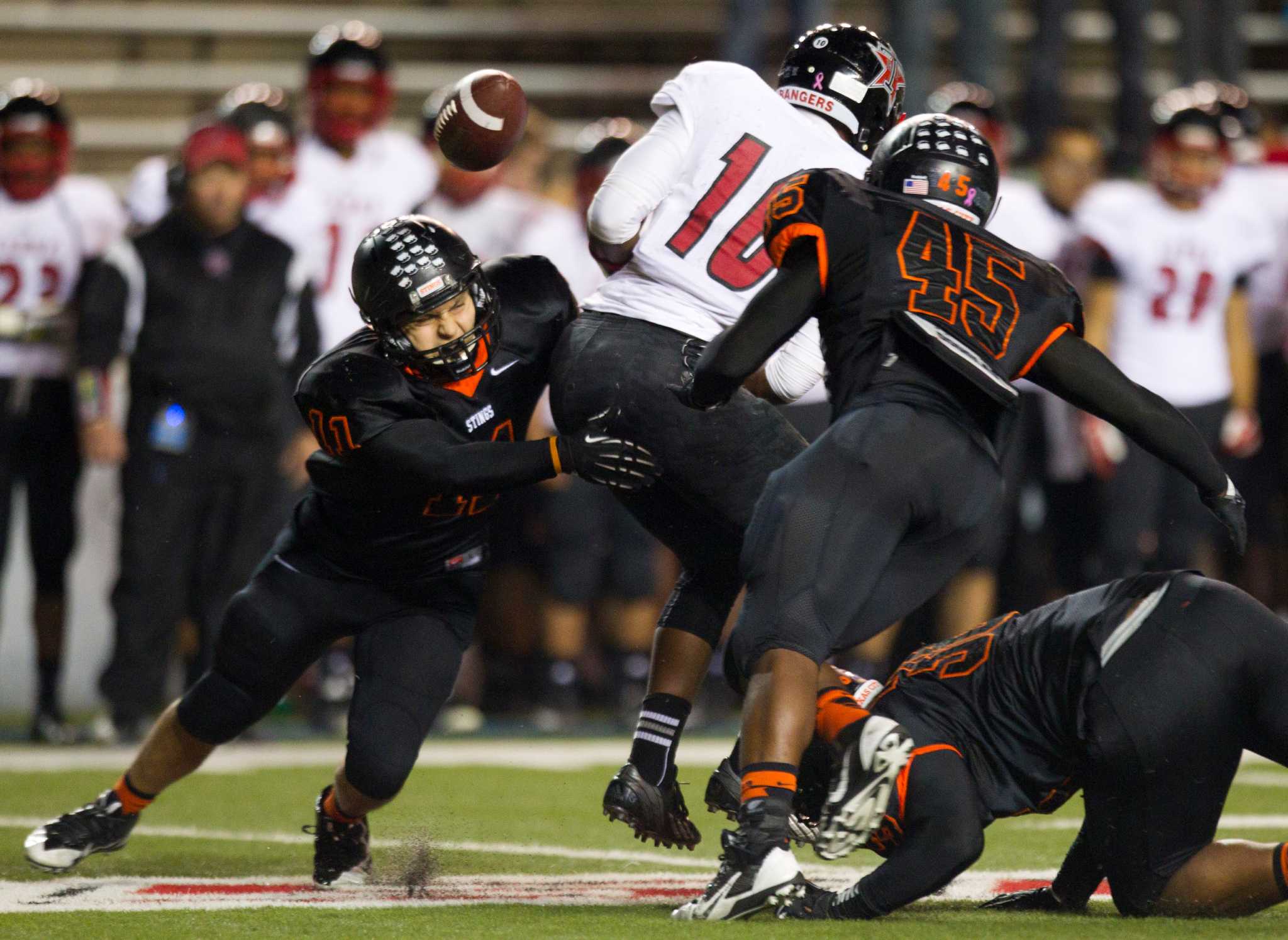 Foreman's 4 TDs carry Texas City past Terry