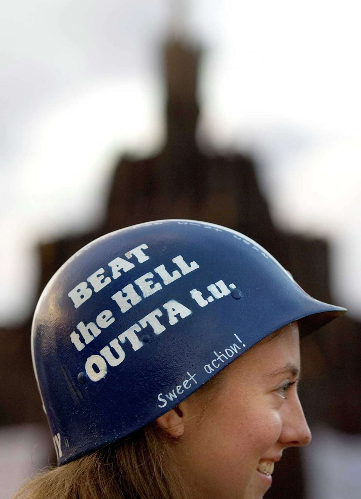 20 years later, photos show how Texas A&M came together after tragic ...