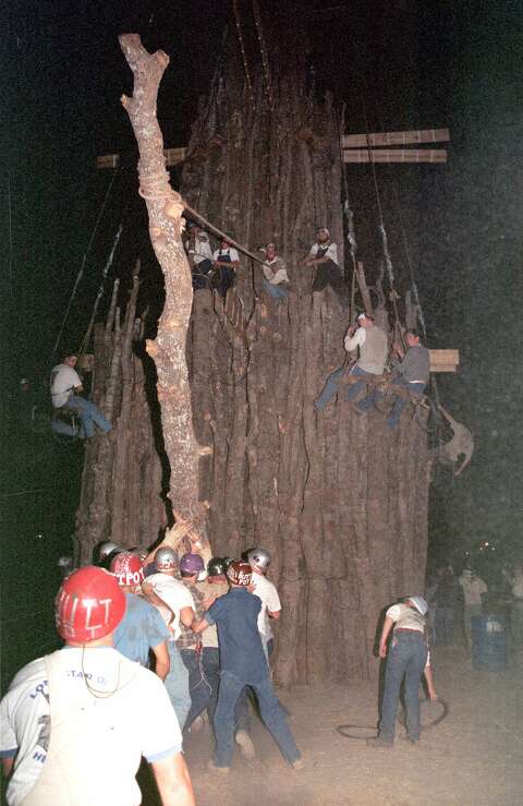 20 years later, photos show how Texas A&M came together after tragic ...