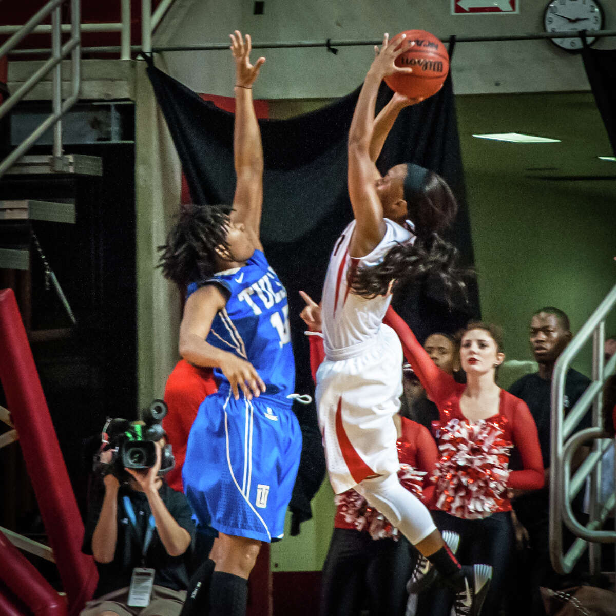 Lady Cards fall to Tulsa