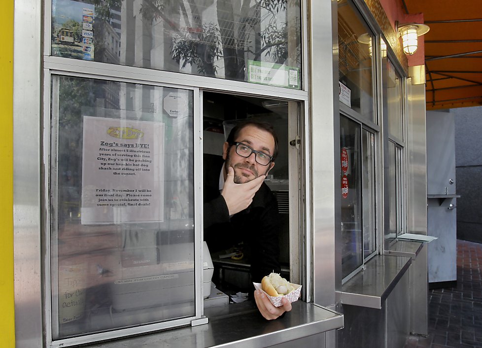 Many frankly steamed over closing of Zog's Dogs