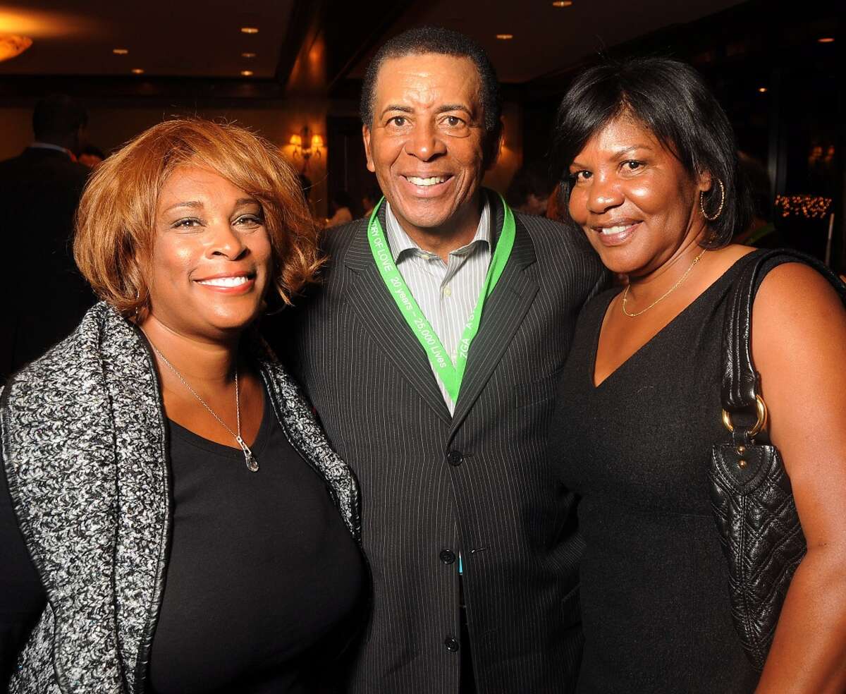 UH tennis team, Zina Garrison Academy to share new on-campus facility