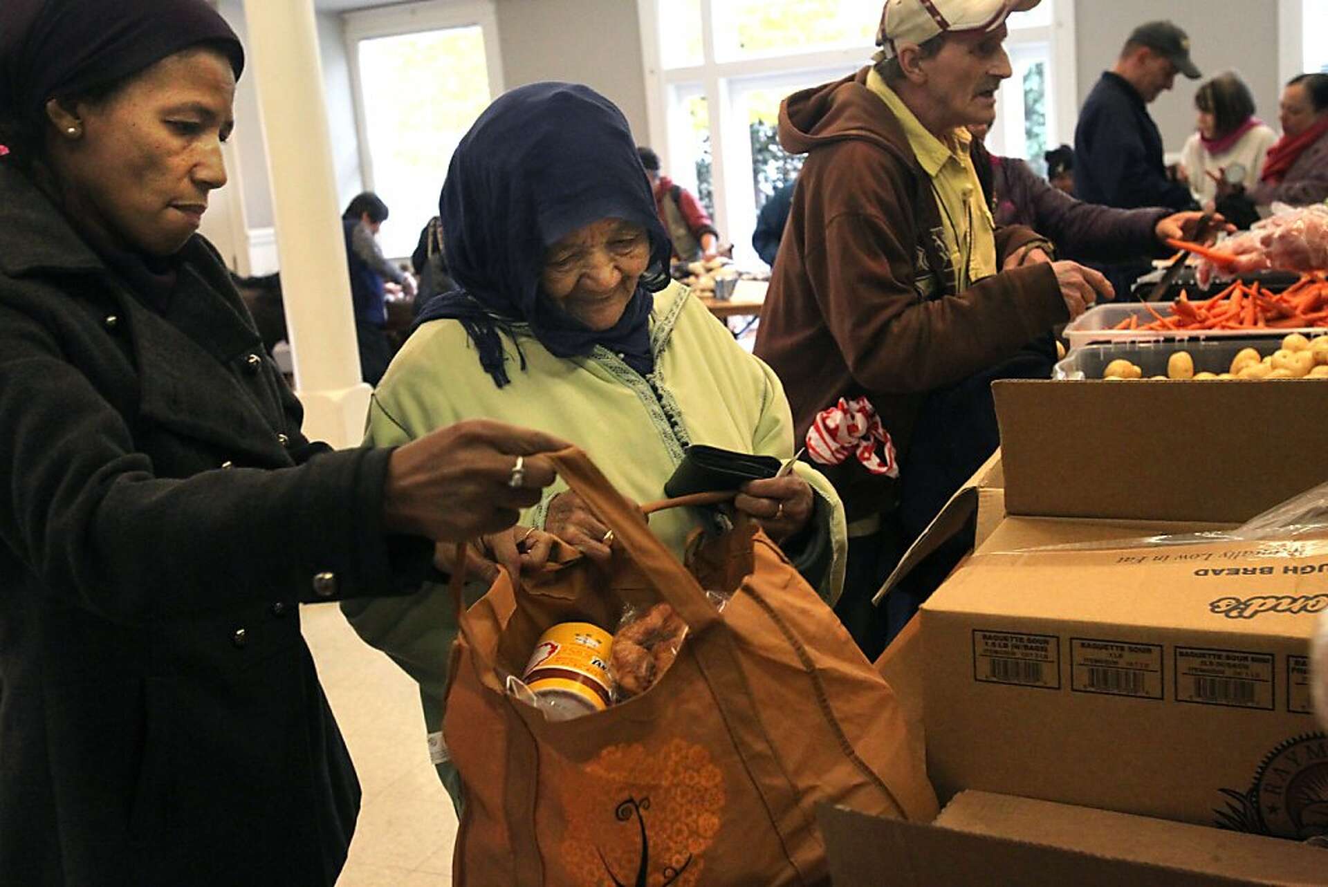 Bay Area food banks need help ahead of holiday