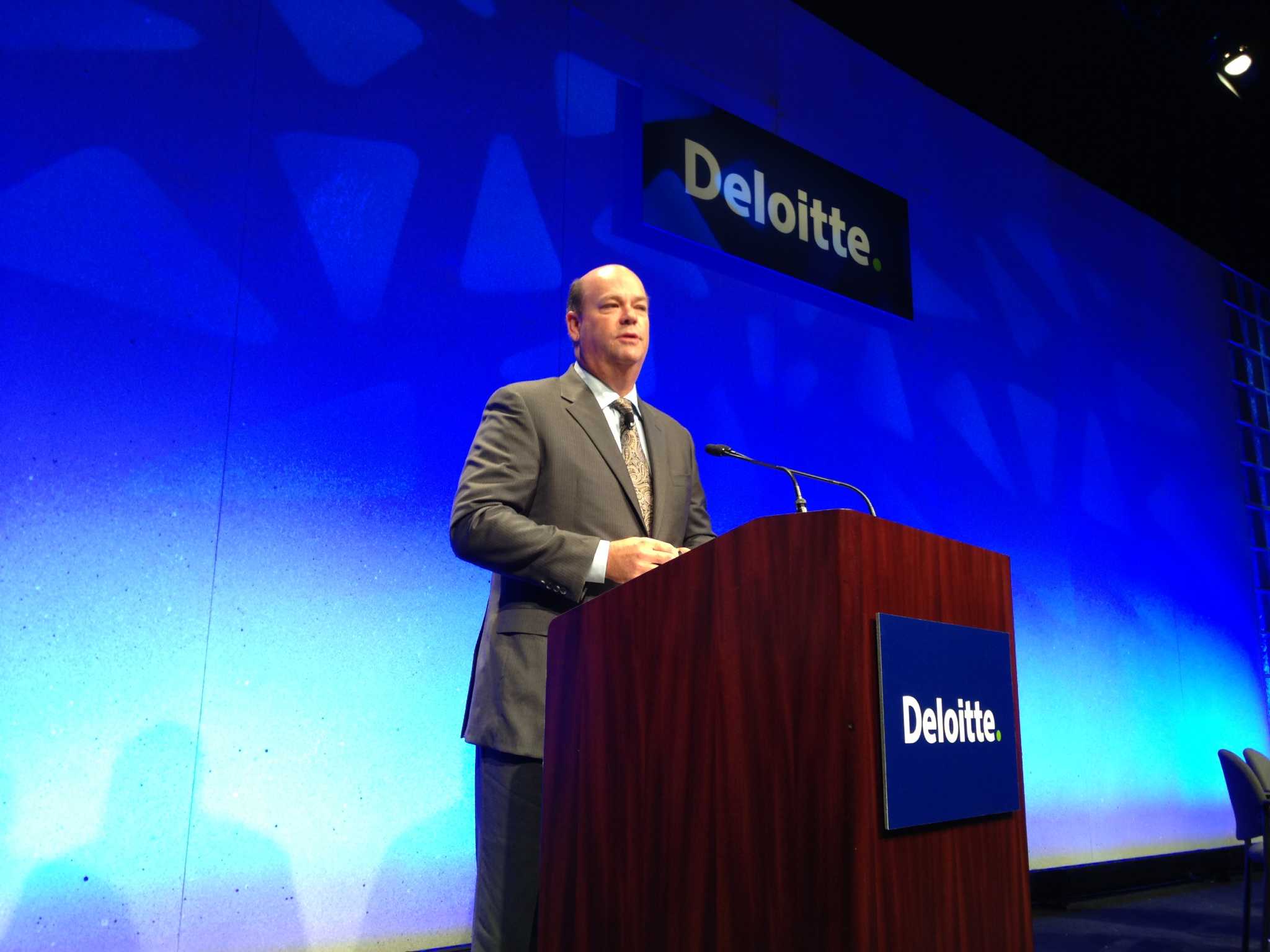 ConocoPhillips chief pushes for U.S. to allow oil exports