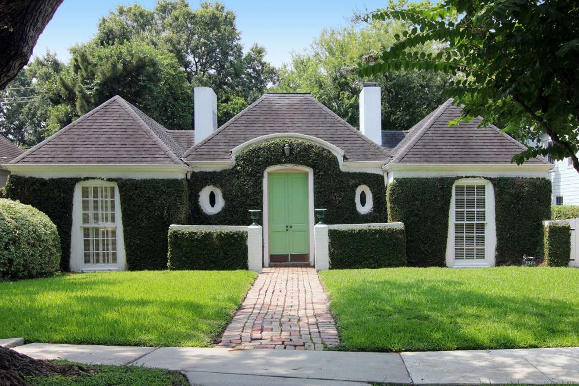 Jeff Davis Hospital, several Houston houses receive landmark designation