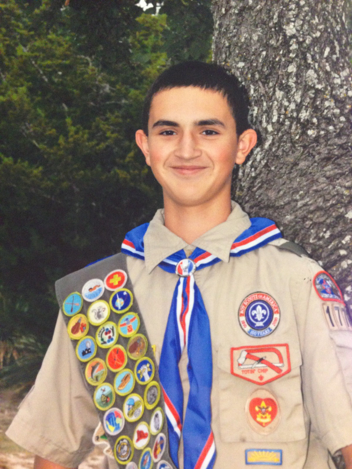 Flores earns Eagle Scout rank
