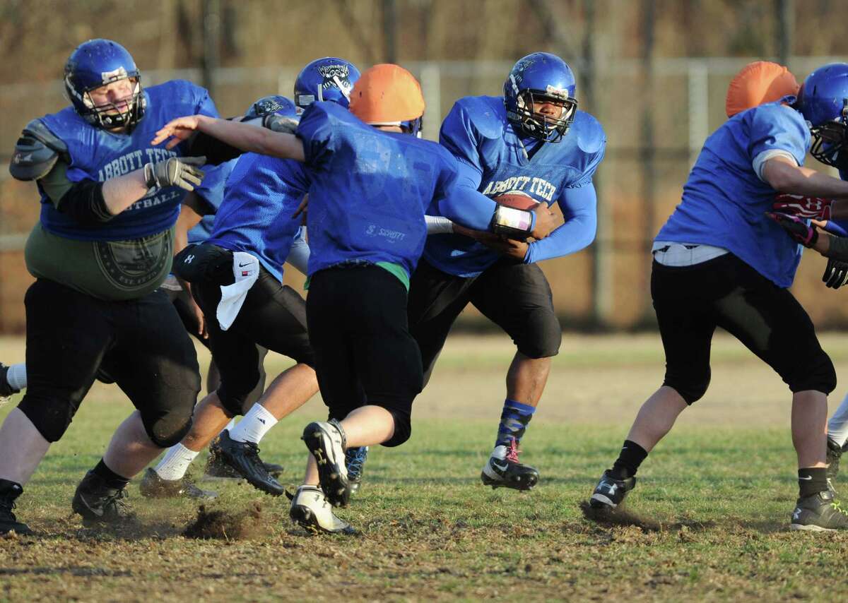 Abbott Tech RB Rogers runs over defenses