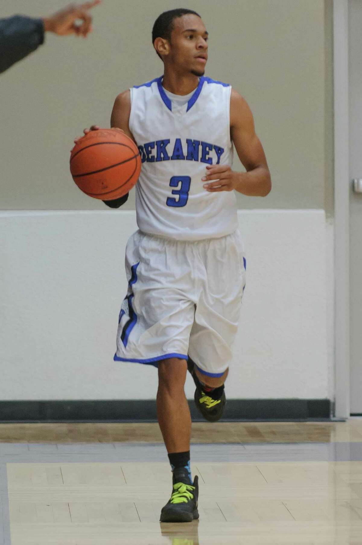 Dekaney hopes to put lessons learned last season into play