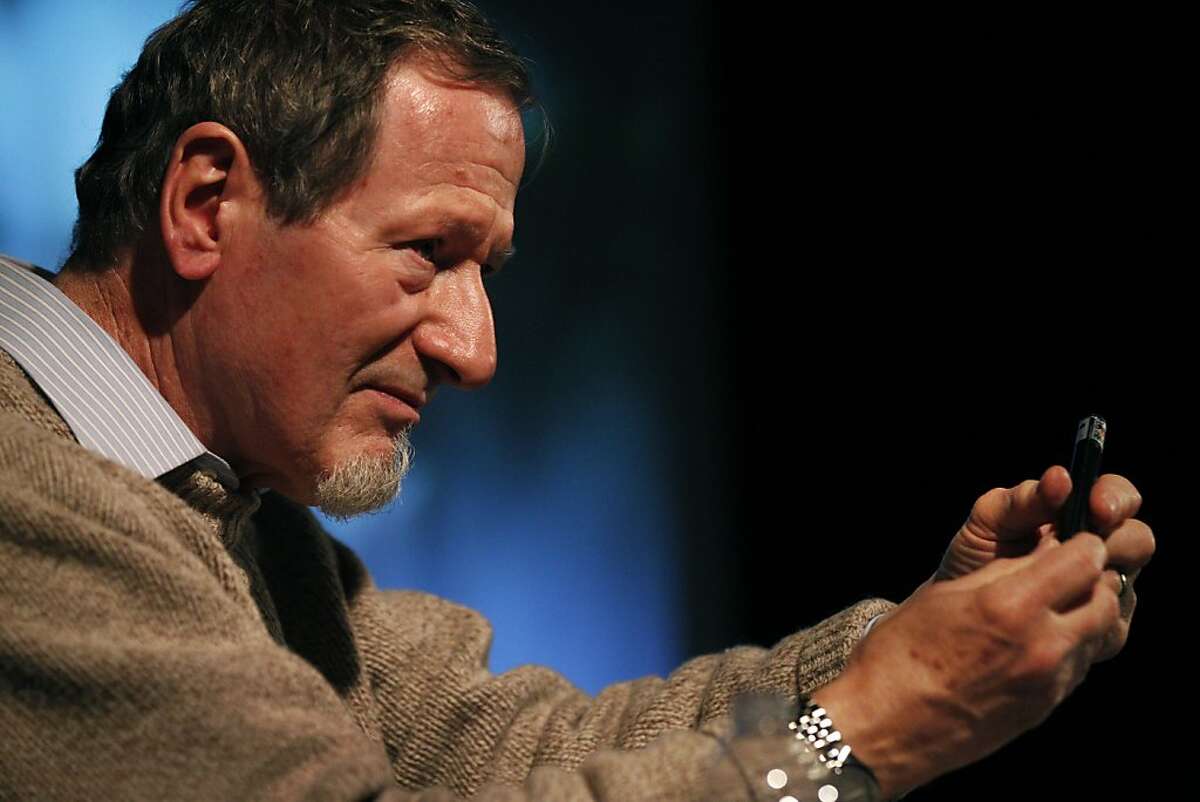 Celebrity in science visits Lincoln High