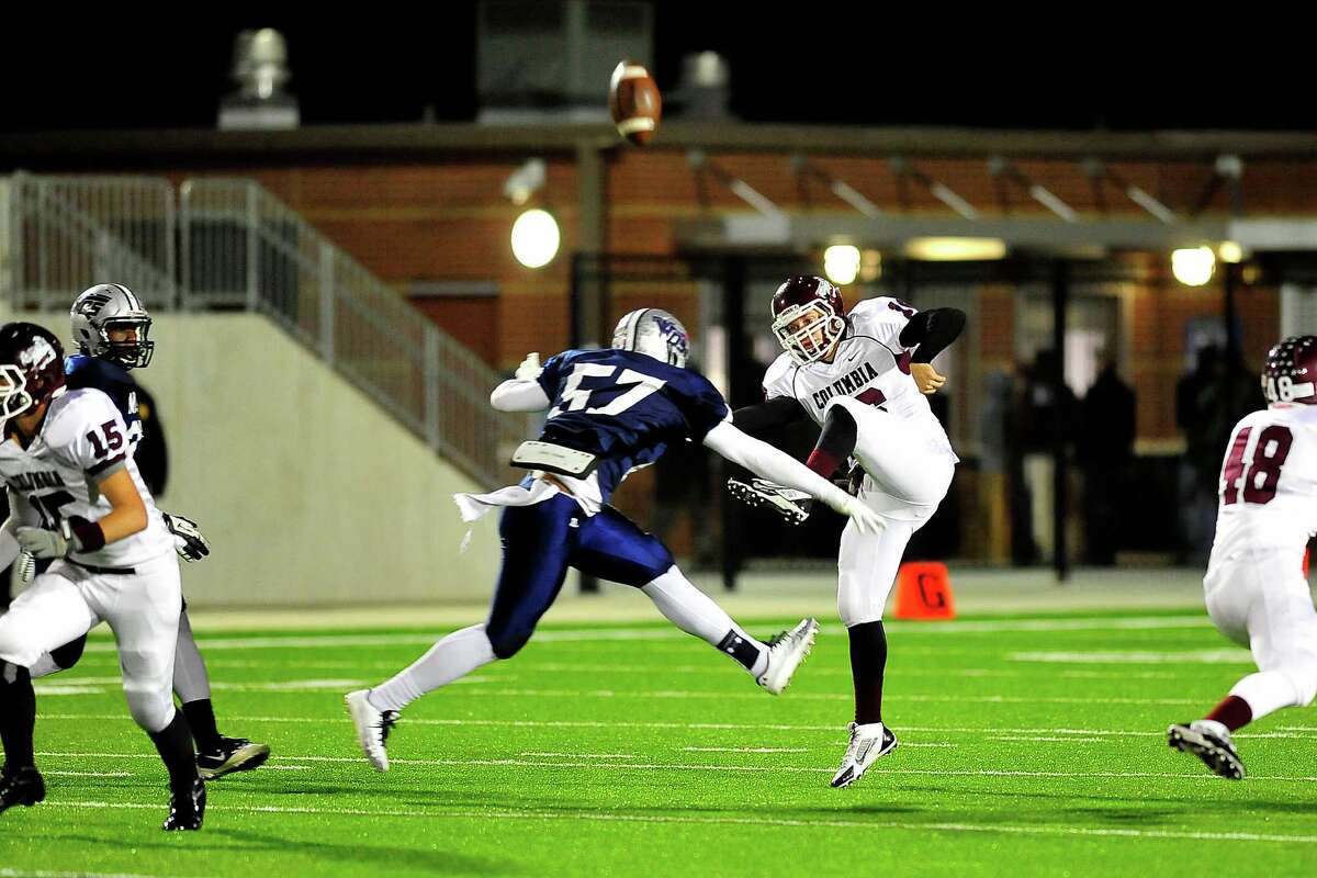 West Orange-Stark runs over Columbia to set up matchup with Jasper