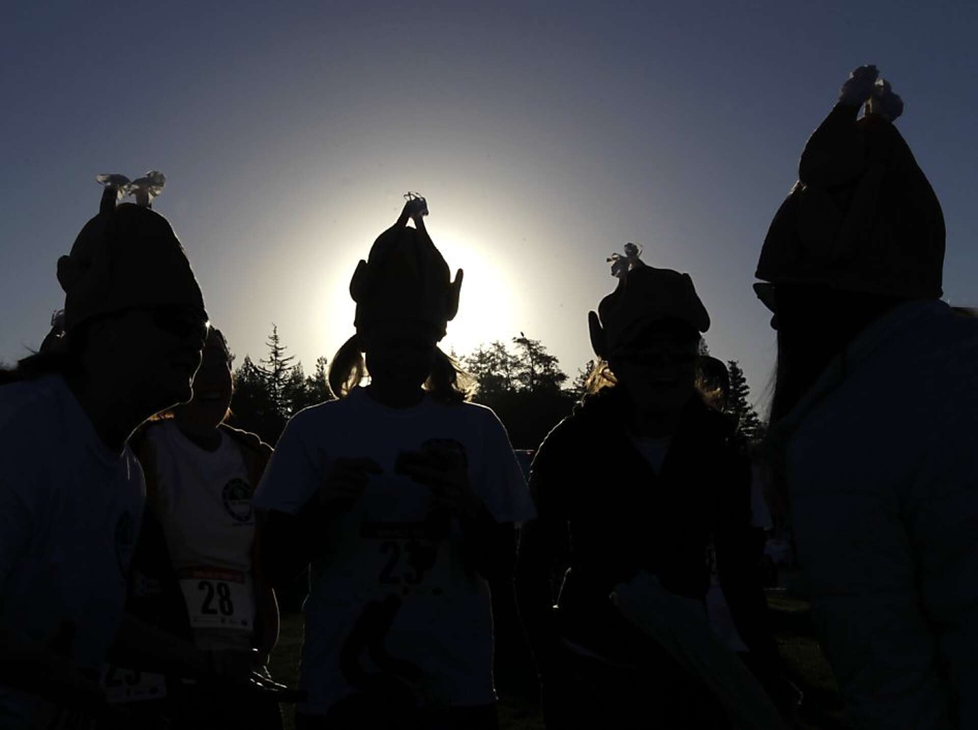 Runners gobble up chance to run in turkey trots