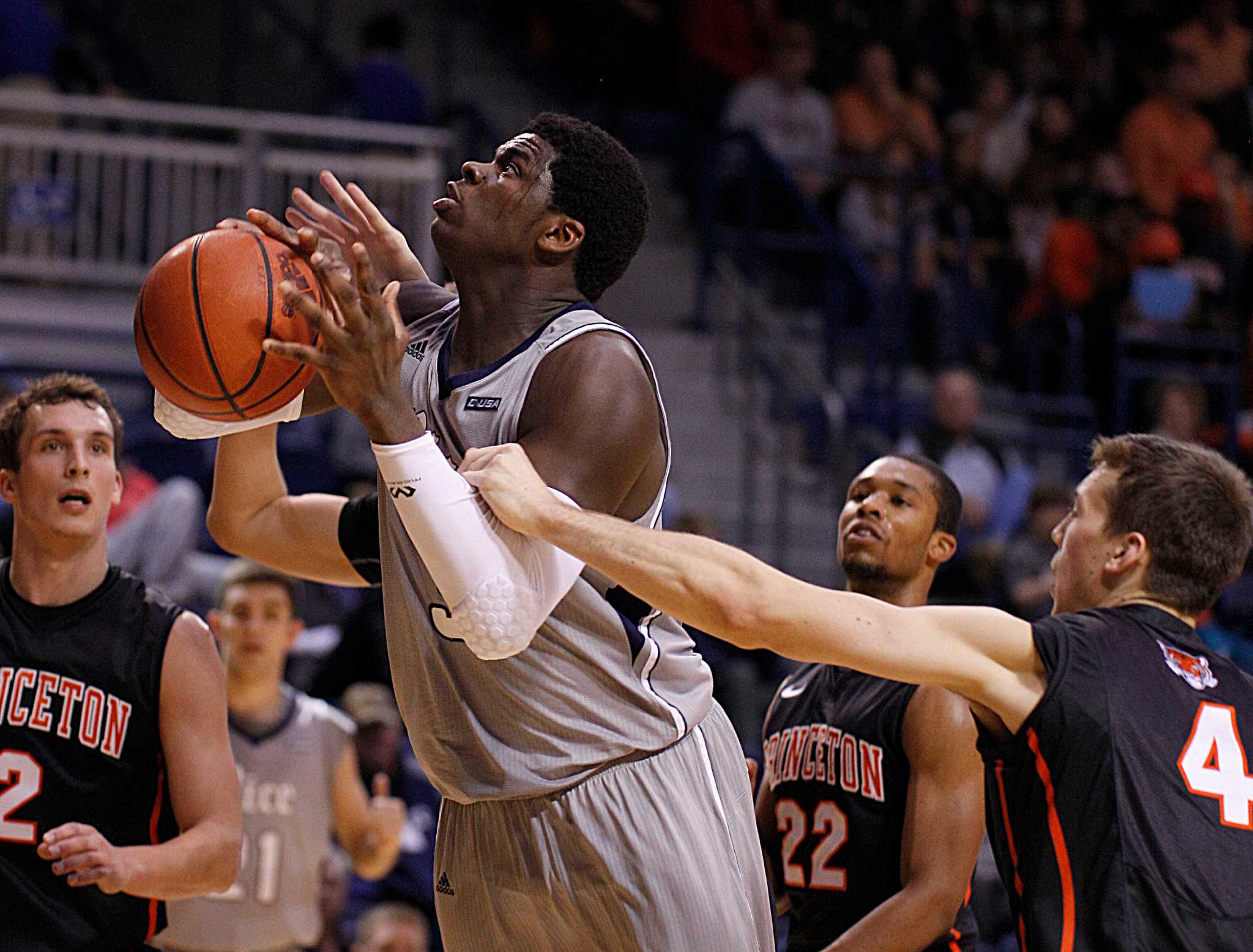 College basketball: Rice's shooting struggles seal loss to Princeton