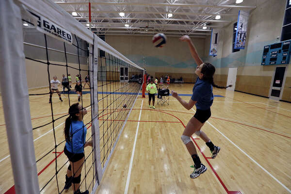 Archdiocese ousts managers, voids deals at sports complex - ExpressNews.com