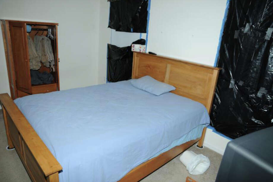 Photos from the Sandy Hook shooting report - Connecticut Post