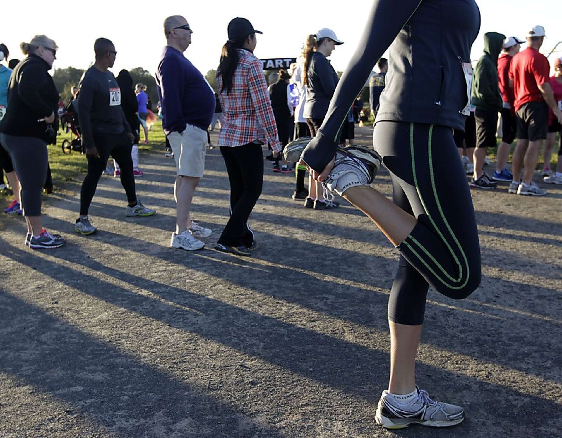 Runners gobble up chance to run in turkey trots