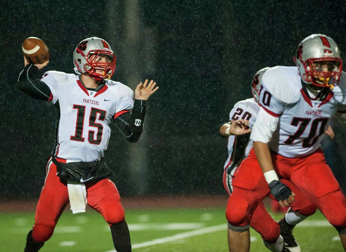 Oxford tops Pomperaug