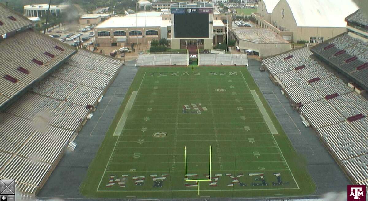 A&M police catching trespassers sneaking into Kyle Field demolition area