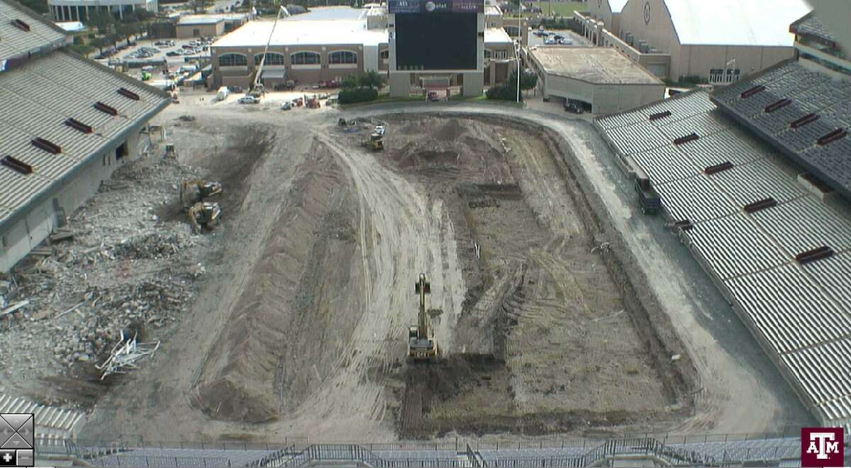 A&M police catching trespassers sneaking into Kyle Field demolition area