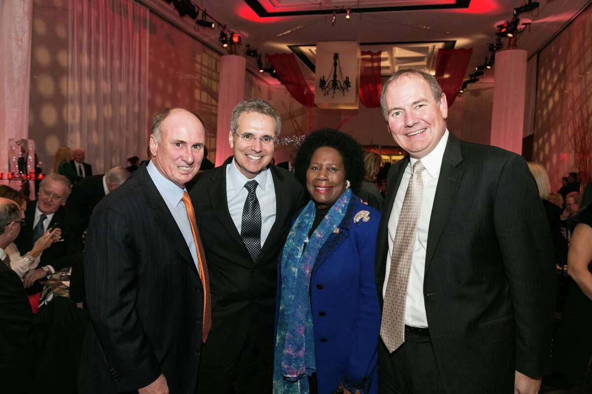 Baker 'Living Legend' tribute raises $4.5 million for cancer research
