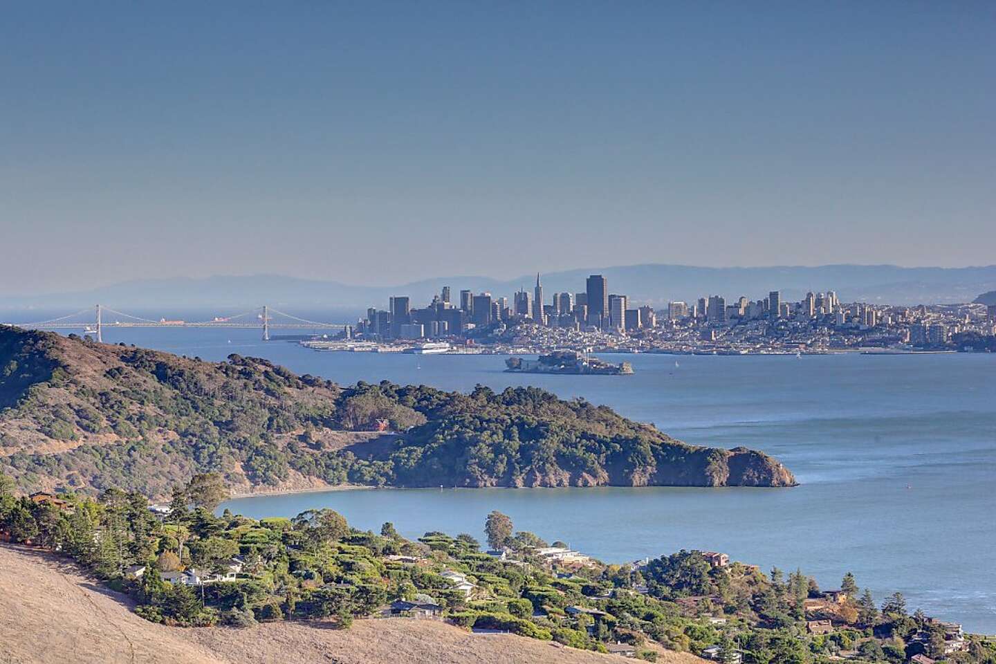 Tiburon estate delivers views with roof deck