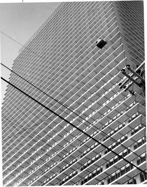 Dear city council: Save the Humble Oil Building!